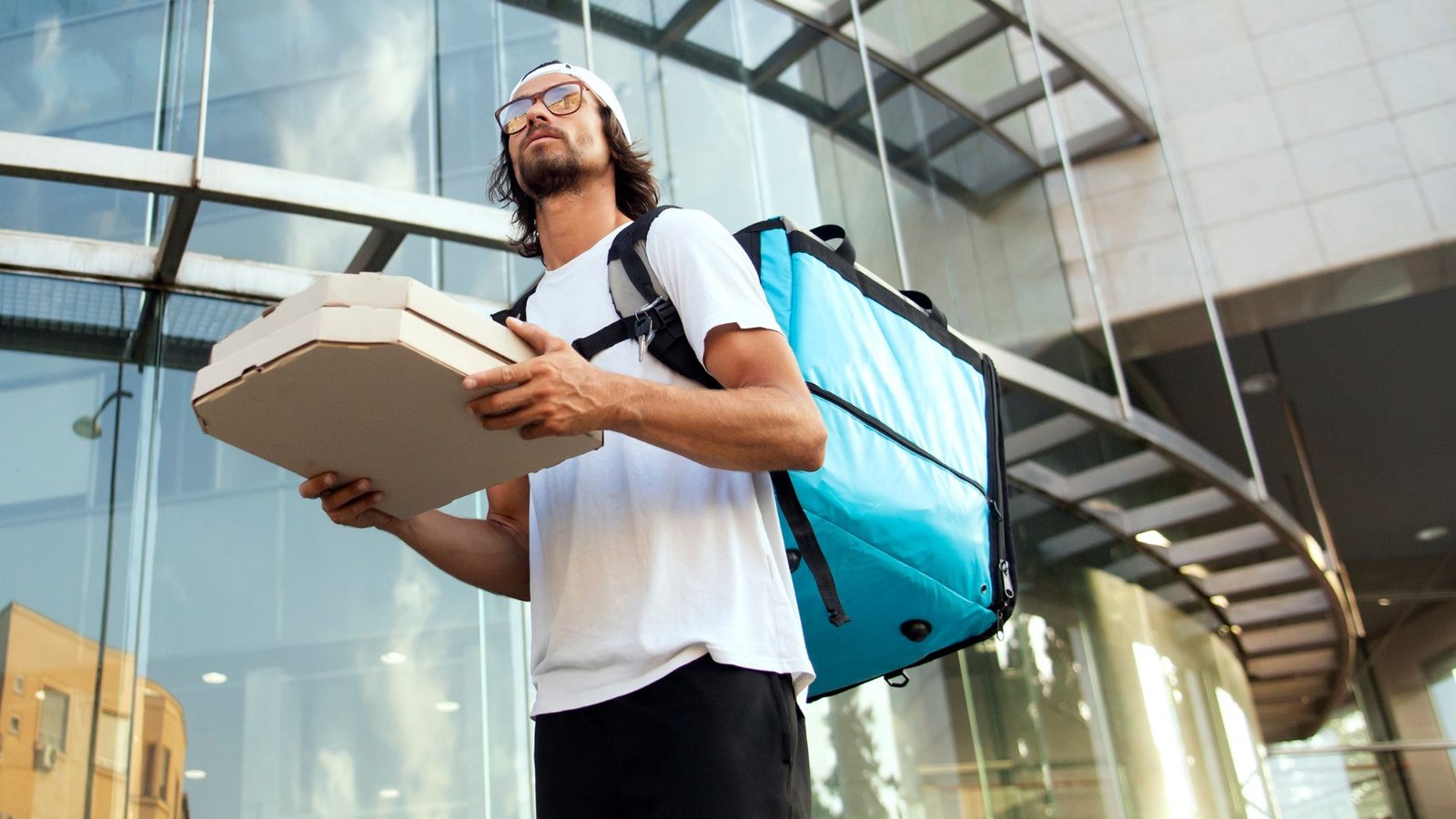 Grocery Store Shopping: Navigating Supermarkets in Portugal